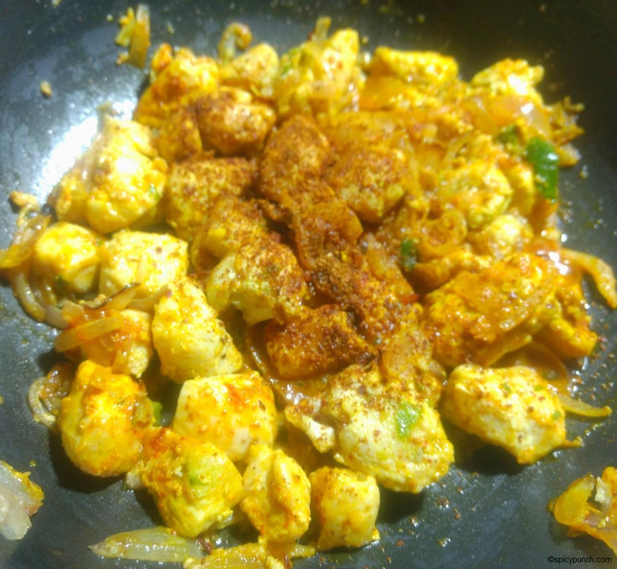 chicken roll recipe | kolkata street food bengali chicken roll recipe