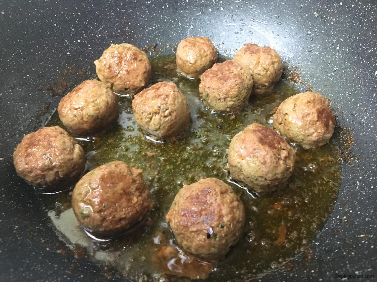 mutton kofta gravy recipe | mutton kofta recipe step by step with pictures