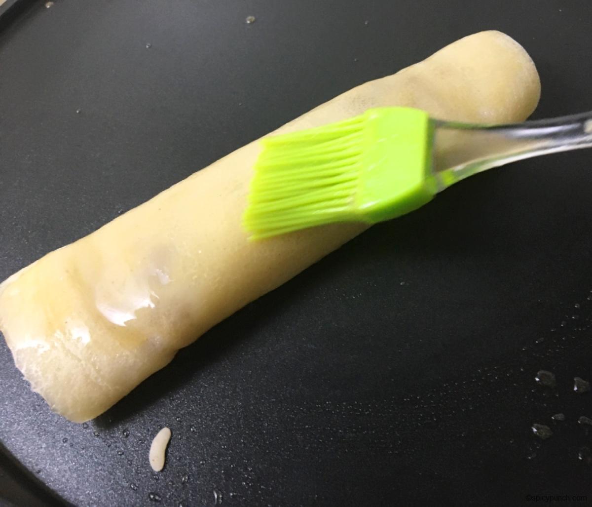 Patishapta pitha recipe | kheer narkel nolen gurer patishapta