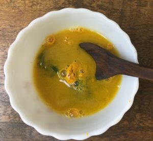 ilish macher jhol kalo jeere kancha lonka bata ar begun diye