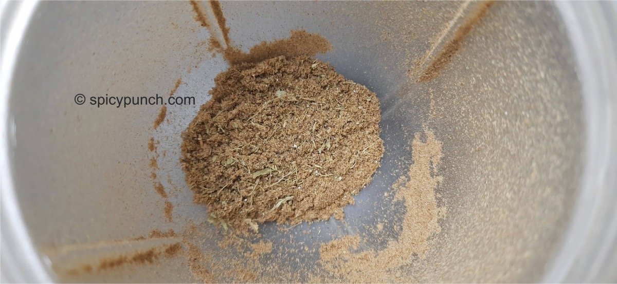 chicken korma recipe - shahi chicken qorma curry - spicypunch