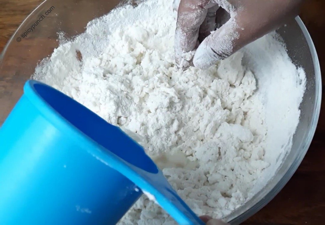How to make chicken steamed momos recipe step by step