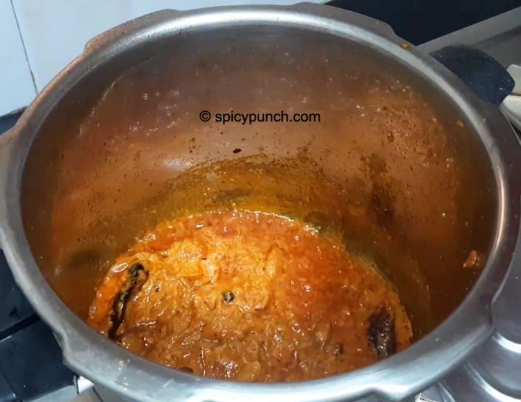 Railway mutton curry recipe | How to make railway mutton curry