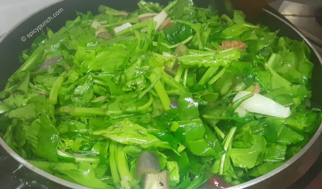 Bengali Palong shaker ghonto recipe | Palong shak er tarkari recipe