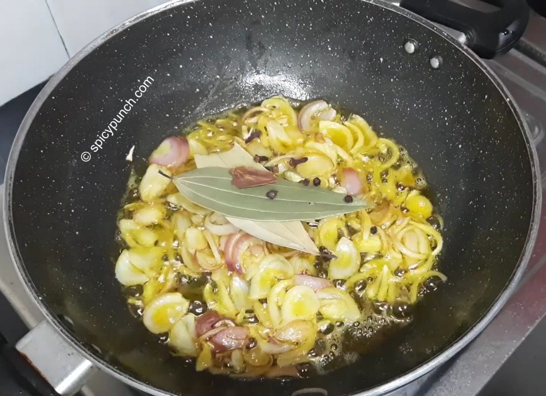 Dahi Chicken recipe - Bengali Doi Murgi recipe