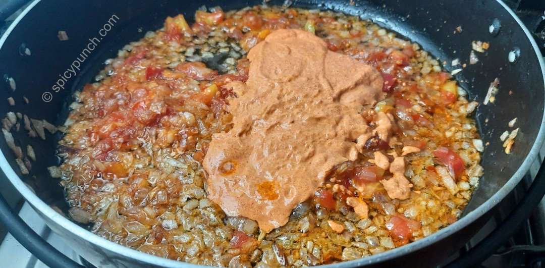 Chicken Masala recipe - an easy Indian chicken curry