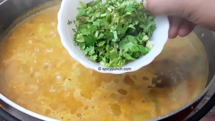 Lau dal recipe - lau diye muger dal recipe- Bengali lauki moong dal